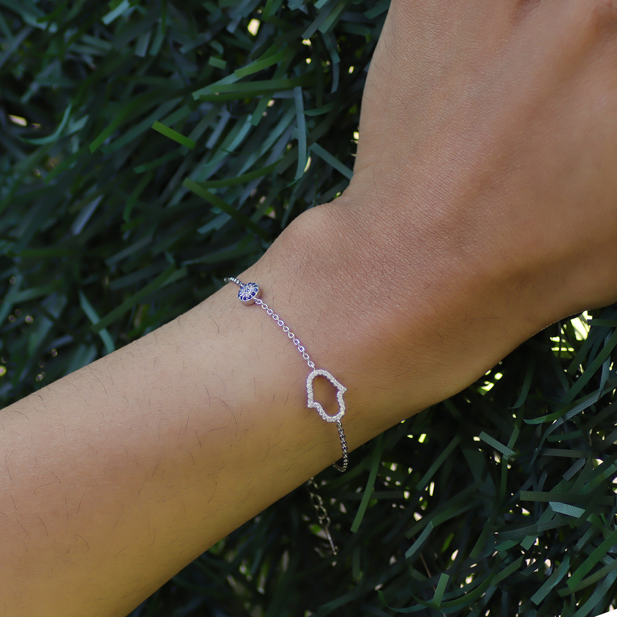 Todo sobre la mano de fátima y el ojo turco. | Aura | Las Joyas de Amanda